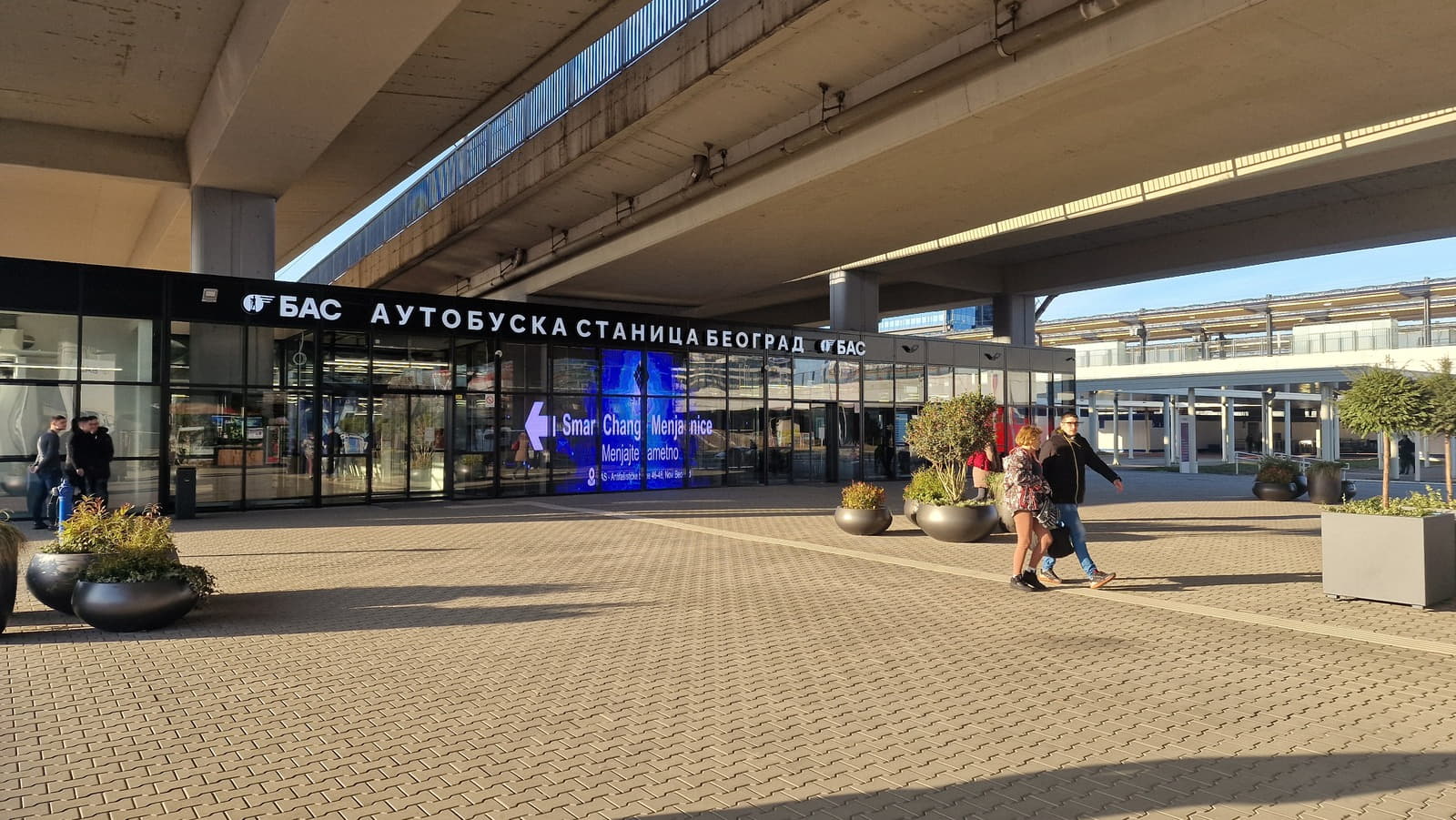 Nova glavna autobuska i železnička stanica Beograd - Novi Apartmani Beograd